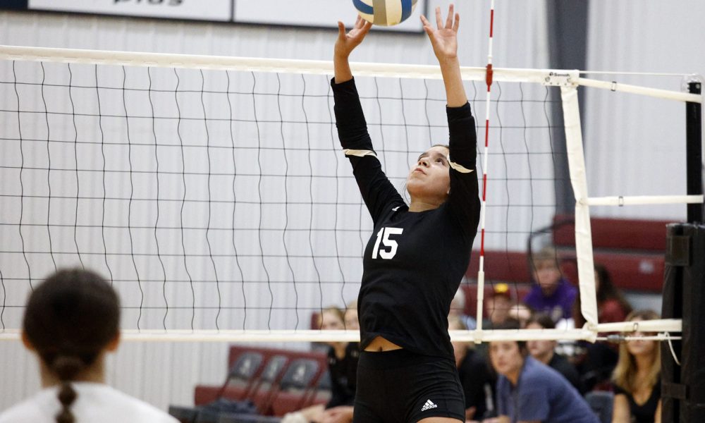 Christian grabs four-set win over Wilmot – SD SportScene