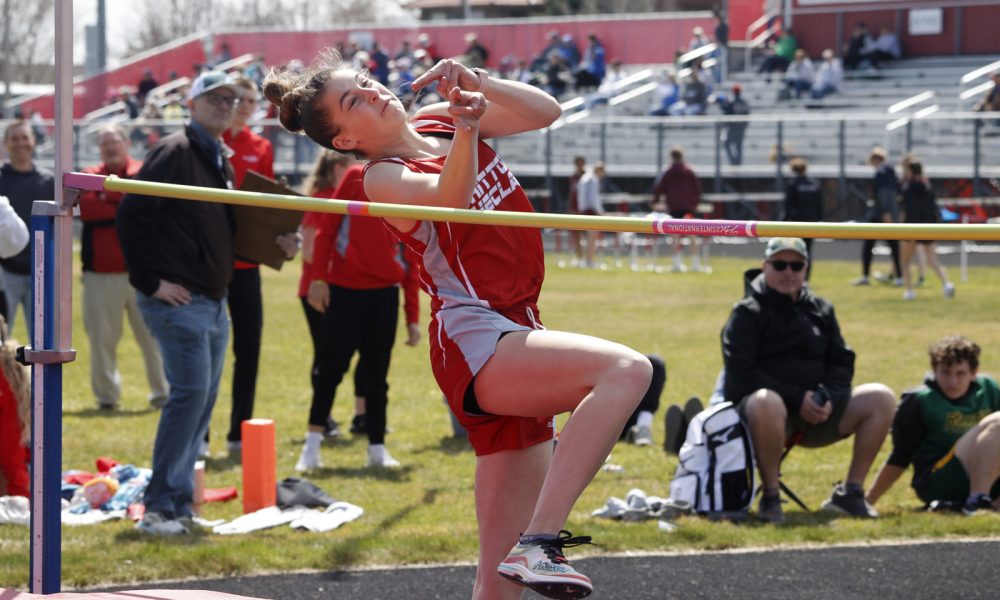 Gallery: Britton-Hecla hosts Orville Pfitzer Relay – SD SportScene