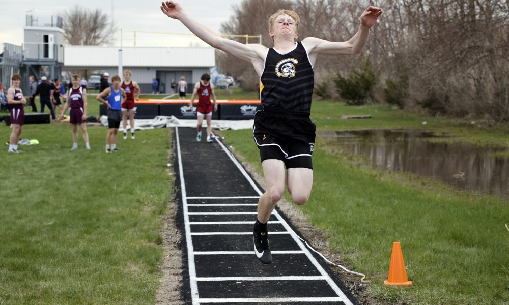 Faulkton wins eight events at Cecil Johnson meet – SD SportScene