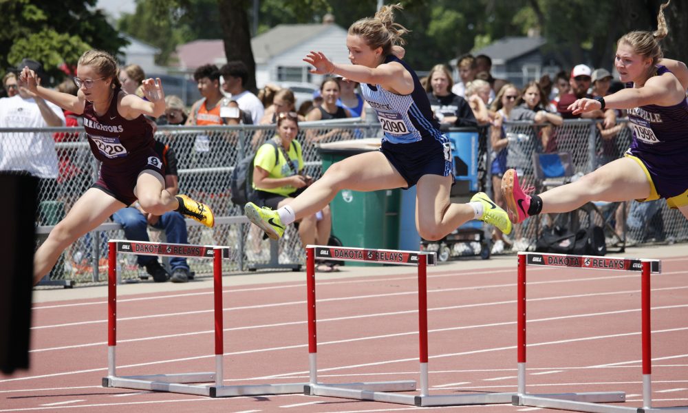 Gallery: State Track action from Friday – SD SportScene