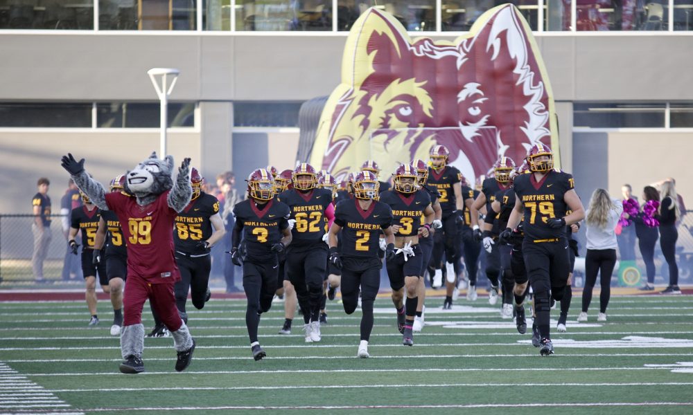 Wolves football wins fourth straight, heads to CSP – SD SportScene
