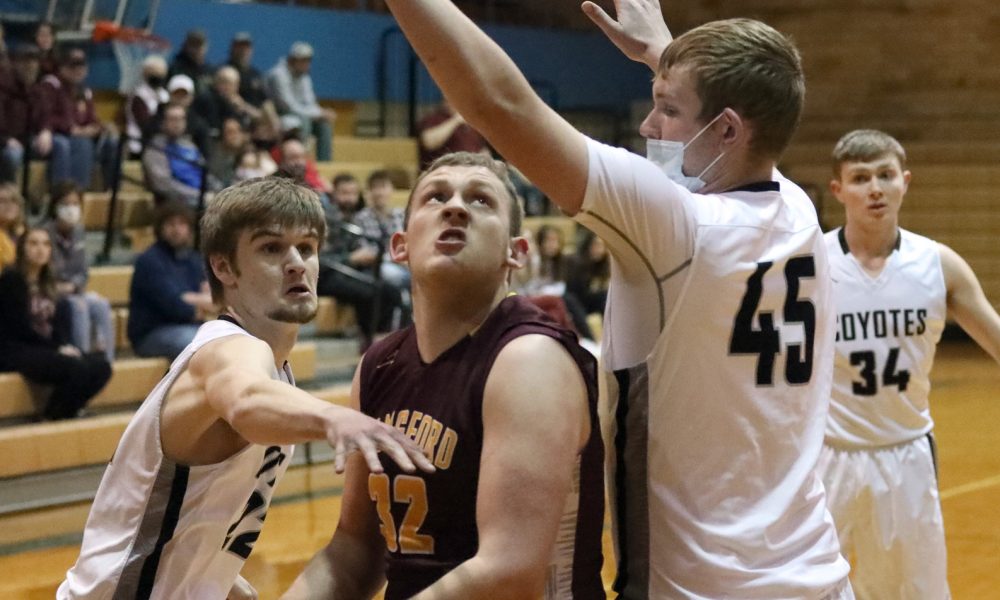 Gallery: Region 1B Langford Area vs Waverly-South Shore – SD SportScene